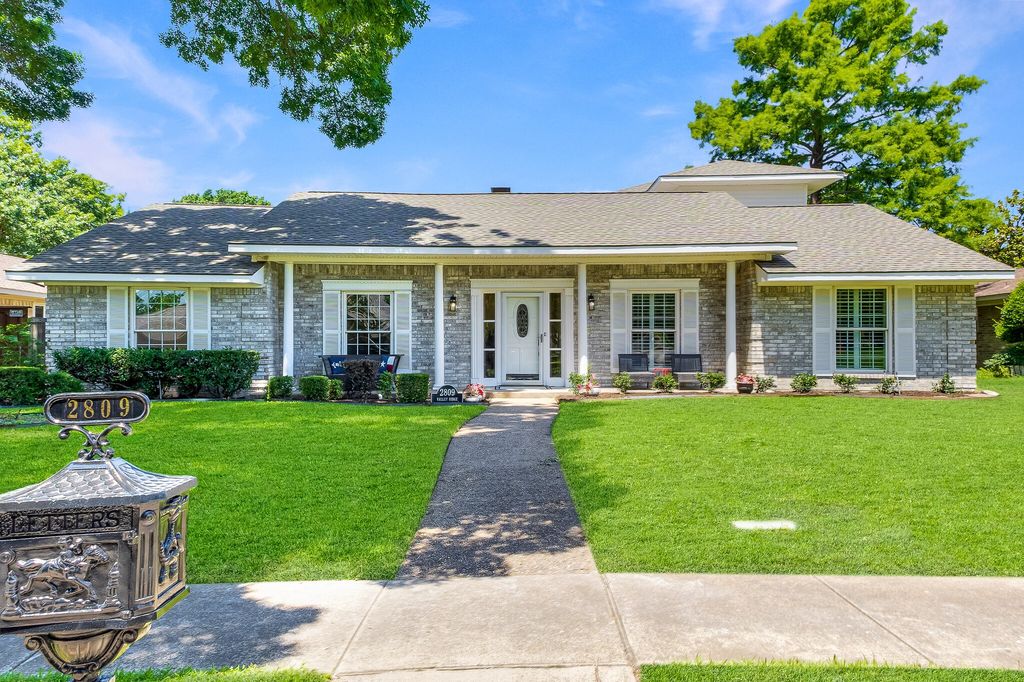 2809 Valley Ridge Dr, Richardson, TX 75080 - See Est. Value, Schools & More