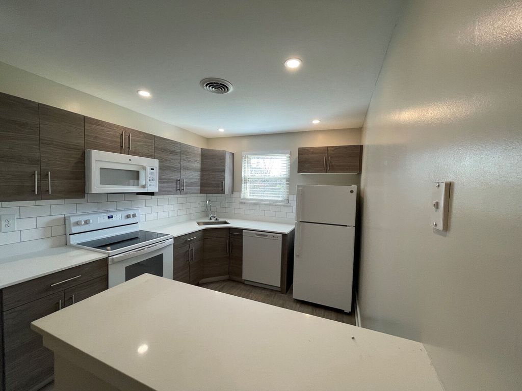 94 Hillside Dr #50-B02, Pottstown, PA 19464 | Trulia