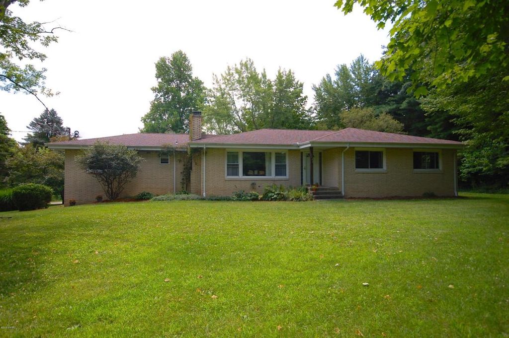 2140 Madron Lake Rd, Buchanan, MI 49107 - See Est. Value, Schools & More