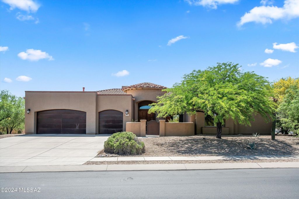 12687 N Red Eagle Dr, Oro Valley, AZ 85755 - See Est. Value, Schools & More