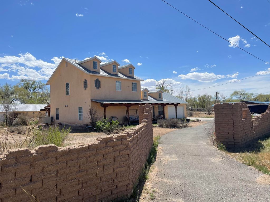 2336 Sunshine Rd SW, Albuquerque, NM 87105 - See Est. Value, Schools & More