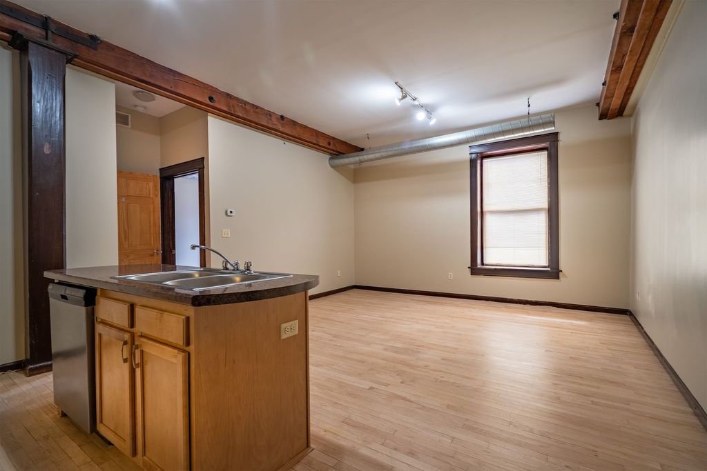 346 Connecticut St #301, Buffalo, NY 14213 - See Est. Value, Schools & More