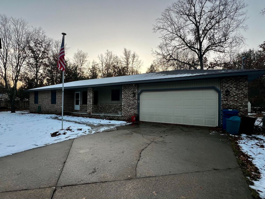 11172 Stephan Bridge Rd, Roscommon, MI 48653 - See Est. Value, Schools ...