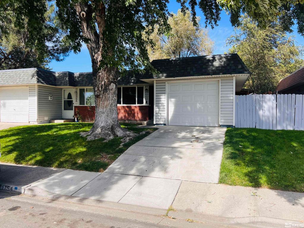 1754 Sue Way, Sparks, NV 89431 - See Est. Value, Schools & More