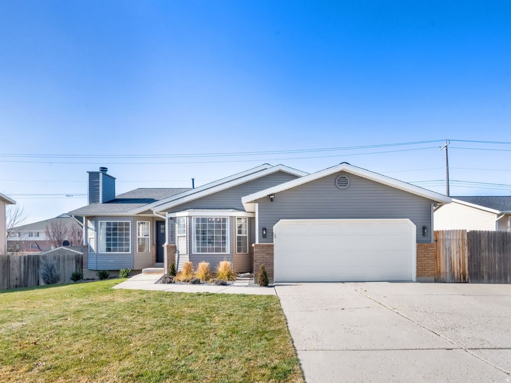 11062 S Sandy Dunes Dr E, Sandy, UT 84094 | MLS# 2131663 - Trulia | Trulia