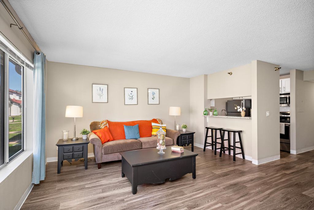 15025 Greenhaven Dr #2116, Burnsville, MN 55306 | Trulia