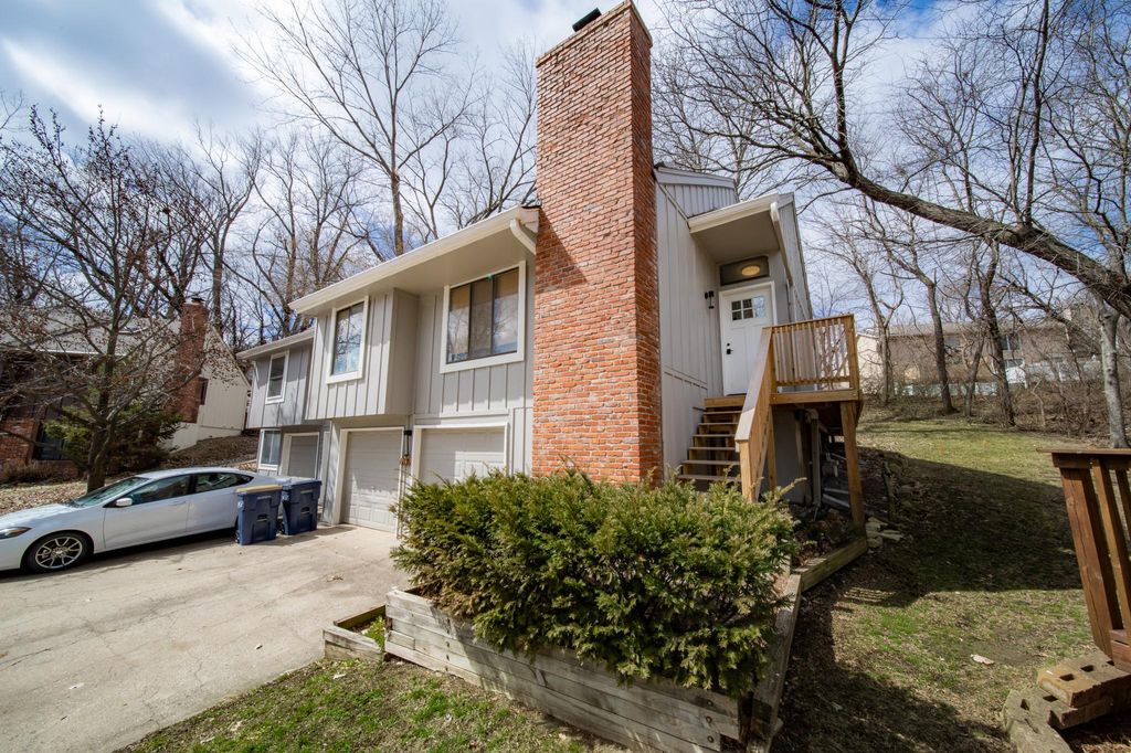 6338 W 50th St, Mission, KS 66202 - See Est. Value, Schools & More