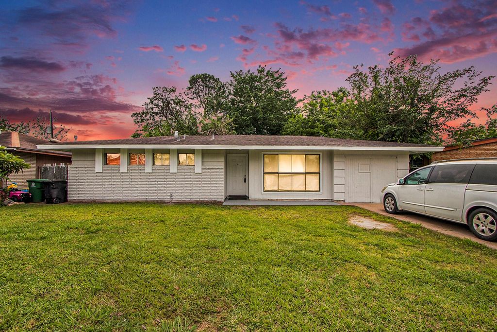 634 Elton St, Houston, TX 77034 | MLS# 19085225 | Trulia