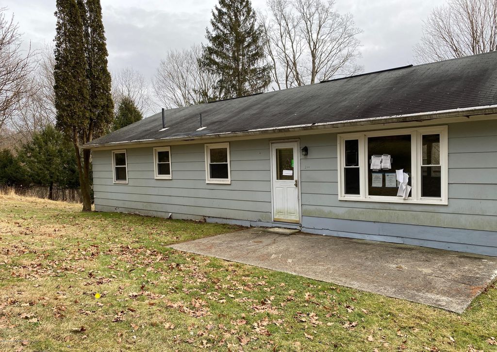 294 Halstead Rd, Union Dale, PA 18470 - See Est. Value, Schools & More