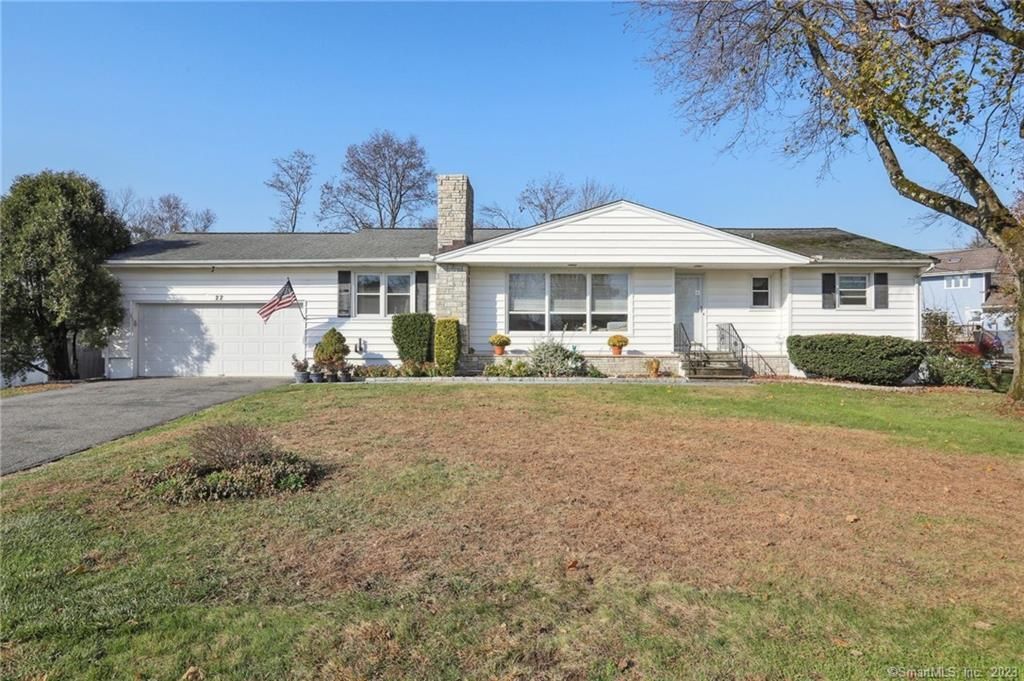 22 Kendall Terrace East, Danbury, CT 06811 - See Est. Value, Schools & More