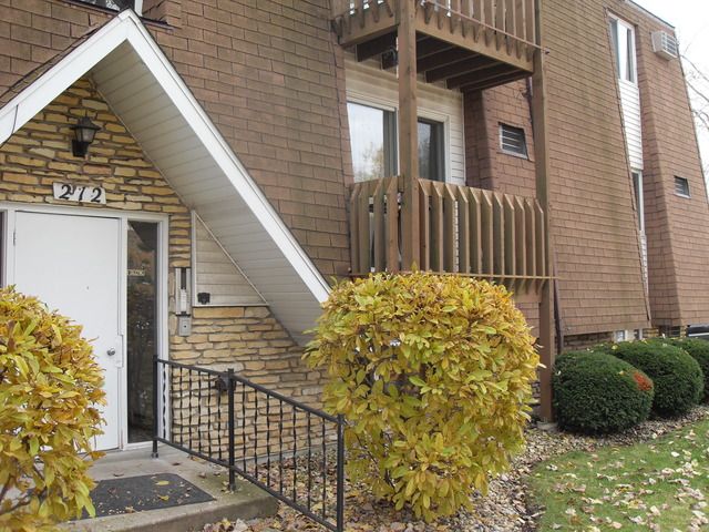 212 Madison St #2C, Joliet, IL 60435 - See Est. Value, Schools & More