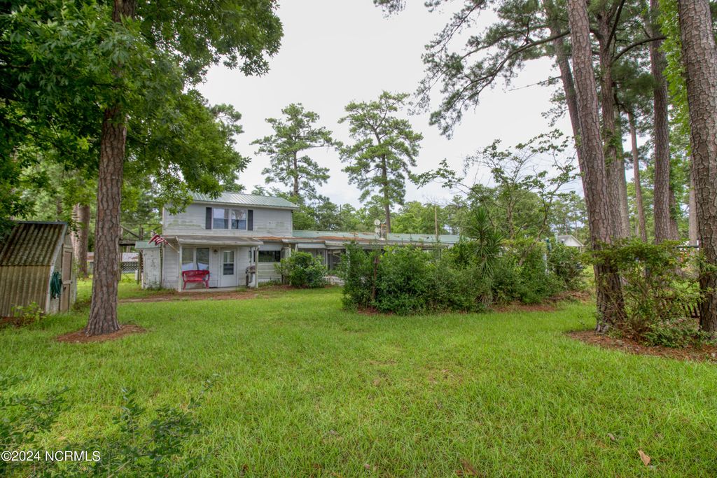 176 Moores Creek Lane, Merritt, NC 28556 - See Est. Value, Schools & More