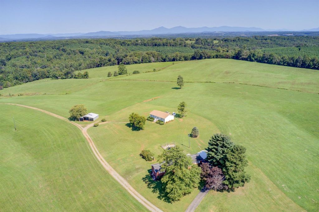2530 Ayers Rd, Bedford, VA 24121 - See Est. Value, Schools & More