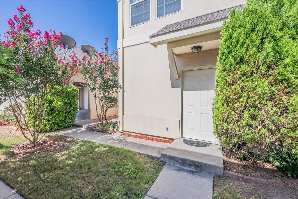 8007 Ederville Cir, Fort Worth, TX 76120 | Trulia