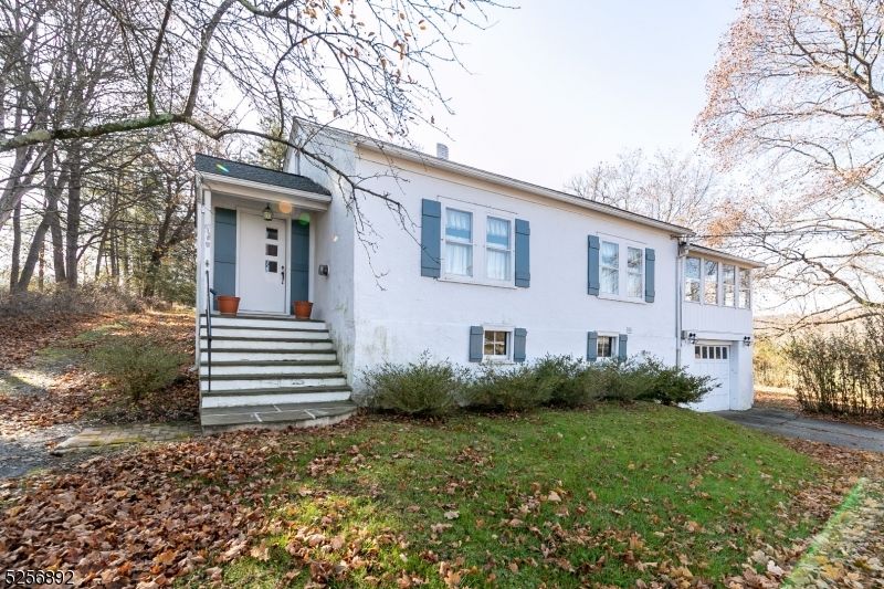 898 Cedar Ridge Road, Newton, NJ 07860 - See Est. Value, Schools & More