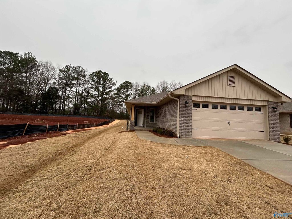 15271 Lapwing Cv, Athens, AL 35611 | MLS# 21883840 | Trulia