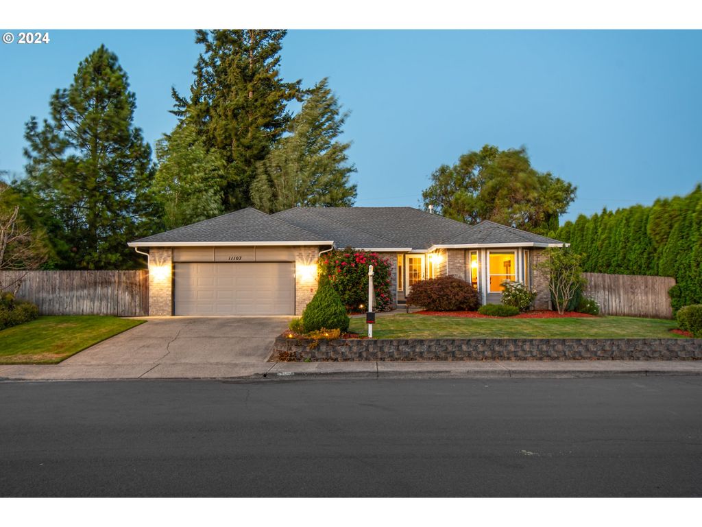 11107 NW 33rd Ave, Vancouver, WA 98685 - See Est. Value, Schools & More