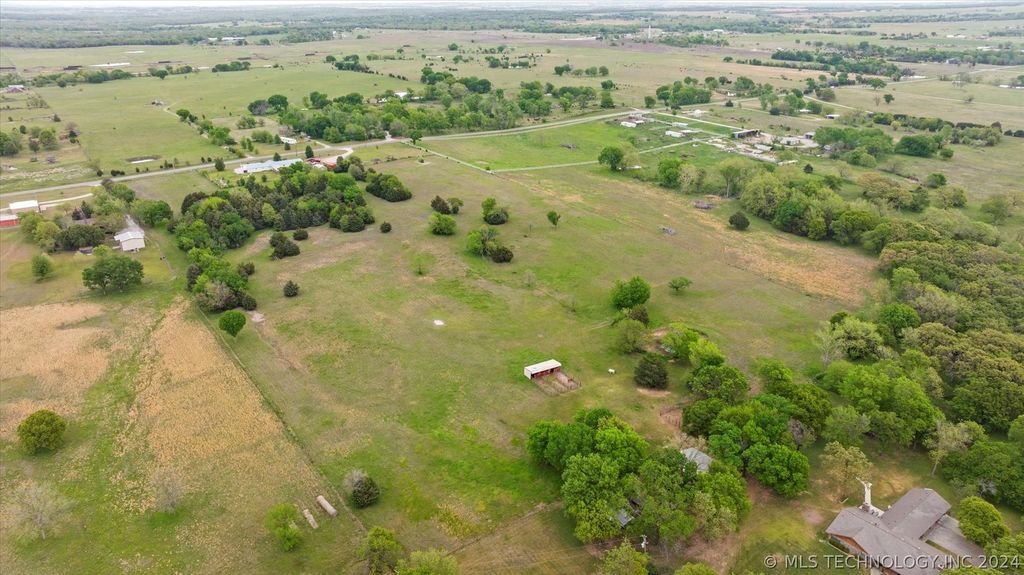 W 800th Rd, Copan, OK 74022 - See Est. Value, Schools & More