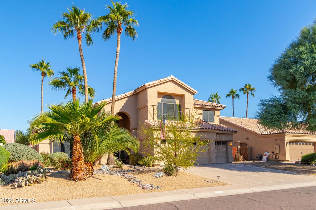 9048 E Blanche Dr, Scottsdale, AZ 85260 - See Est. Value, Schools & More