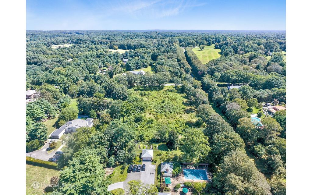 68 Old Westbury Rd, Old Westbury, NY 11568 - See Est. Value, Schools & More