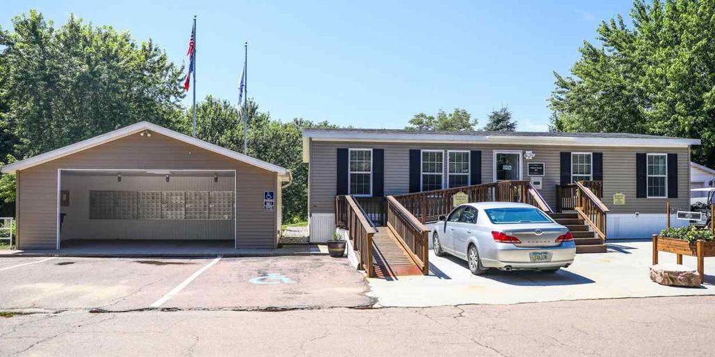 3290 N Martha St #1a13, Sioux City, IA 51105 - See Est. Value, Schools ...