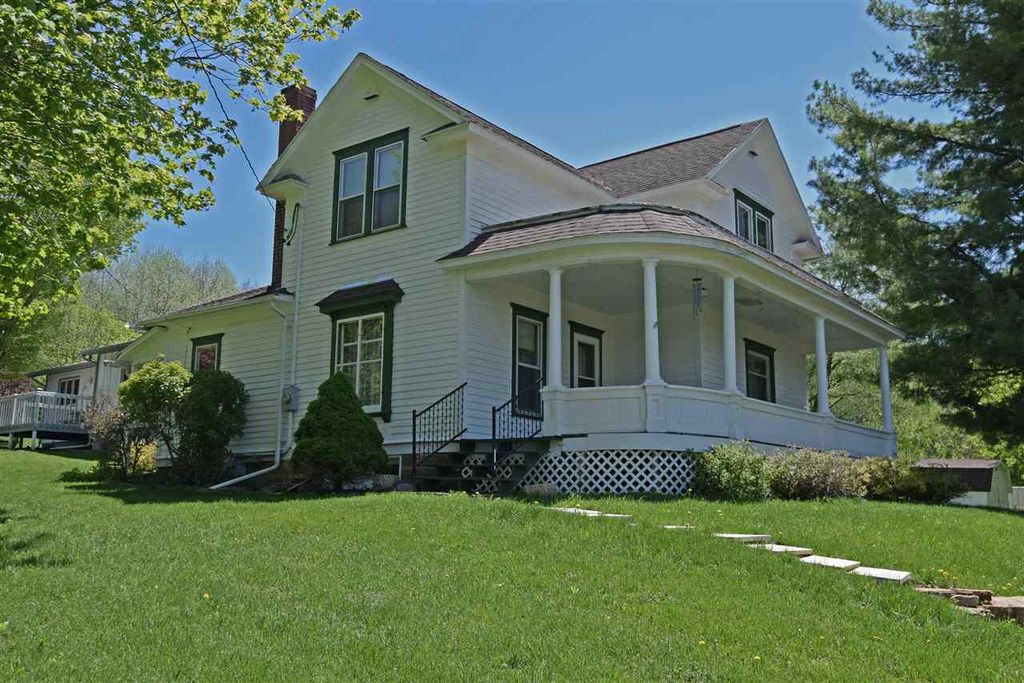 335 State St, Loganville, WI 53943 - See Est. Value, Schools & More