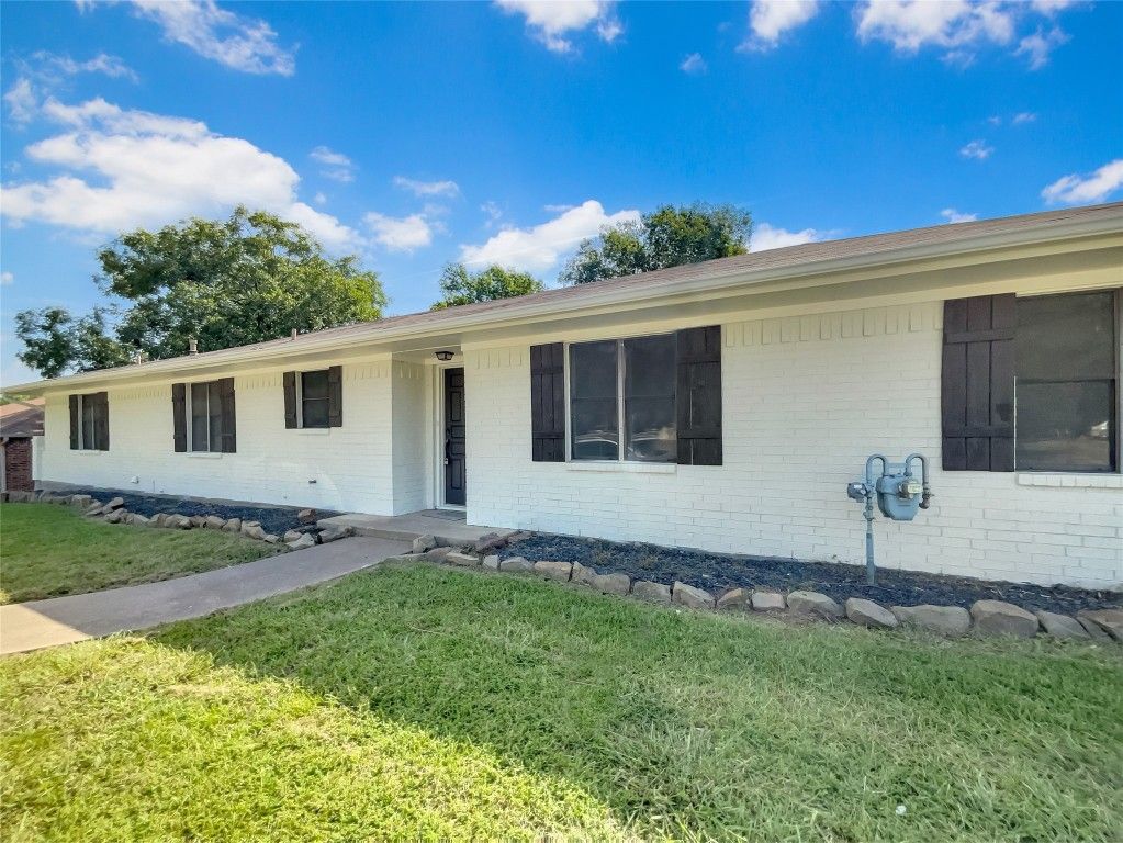 1001 1st St, Princeton, TX 75407 - See Est. Value, Schools & More