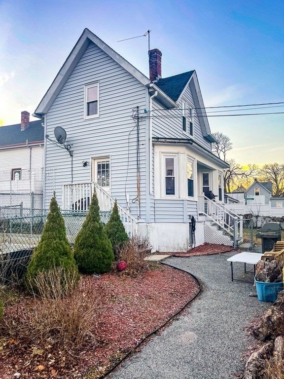 68 Sheridan St, Lynn, MA 01902 - See Est. Value, Schools & More