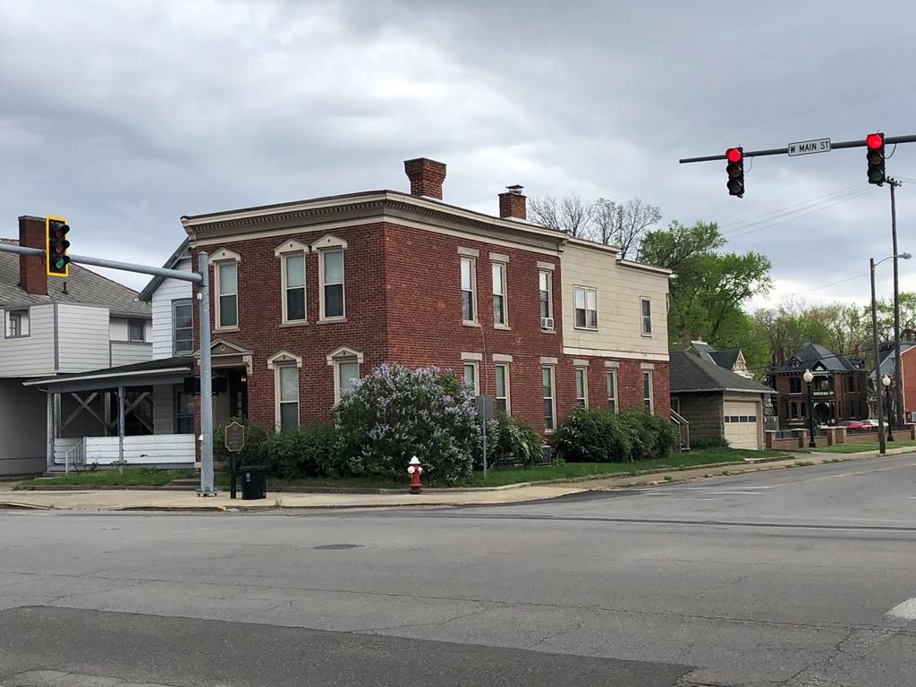 98 W Main St, Chillicothe, OH 45601 | MLS# 190707 | Trulia
