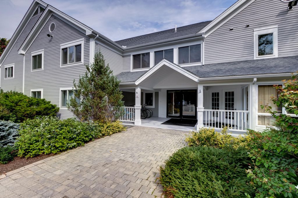 79 East Ridge Road UNIT 107, Southwest Harbor, ME 04679 | Trulia