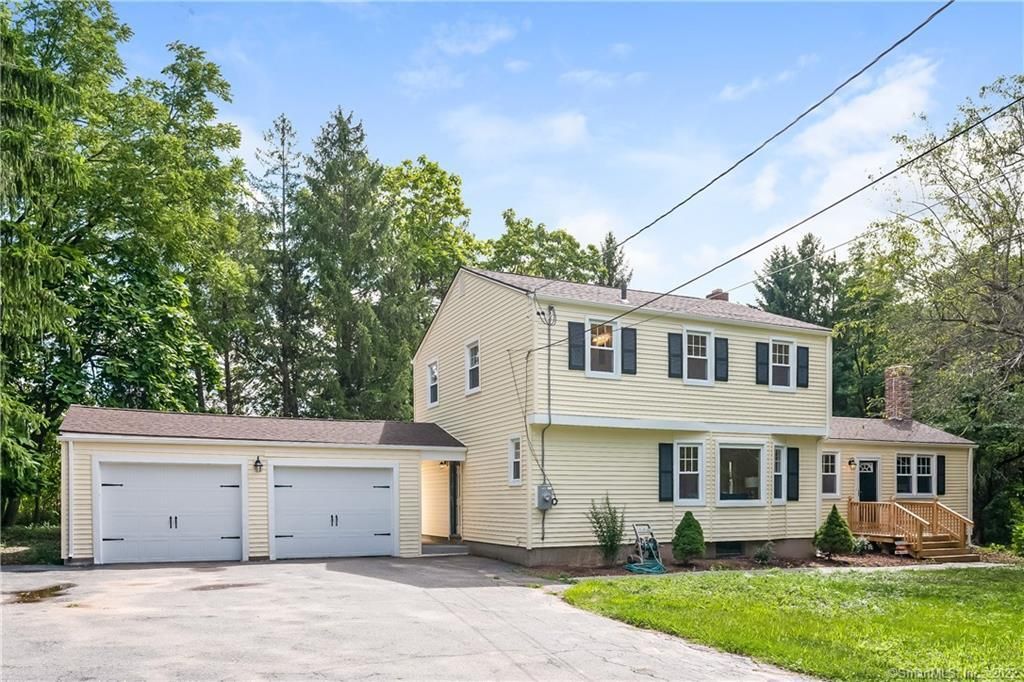 438 East Street South, Suffield, CT 06078 - See Est. Value, Schools & More