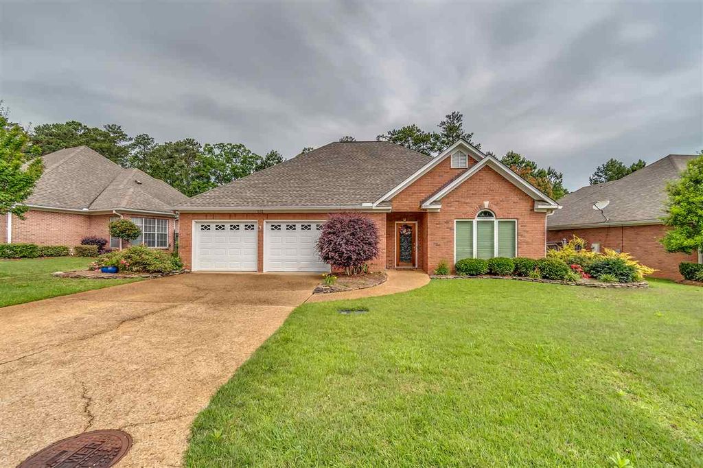 562 Spring Lake Dr, Pearl, MS 39208 | Trulia