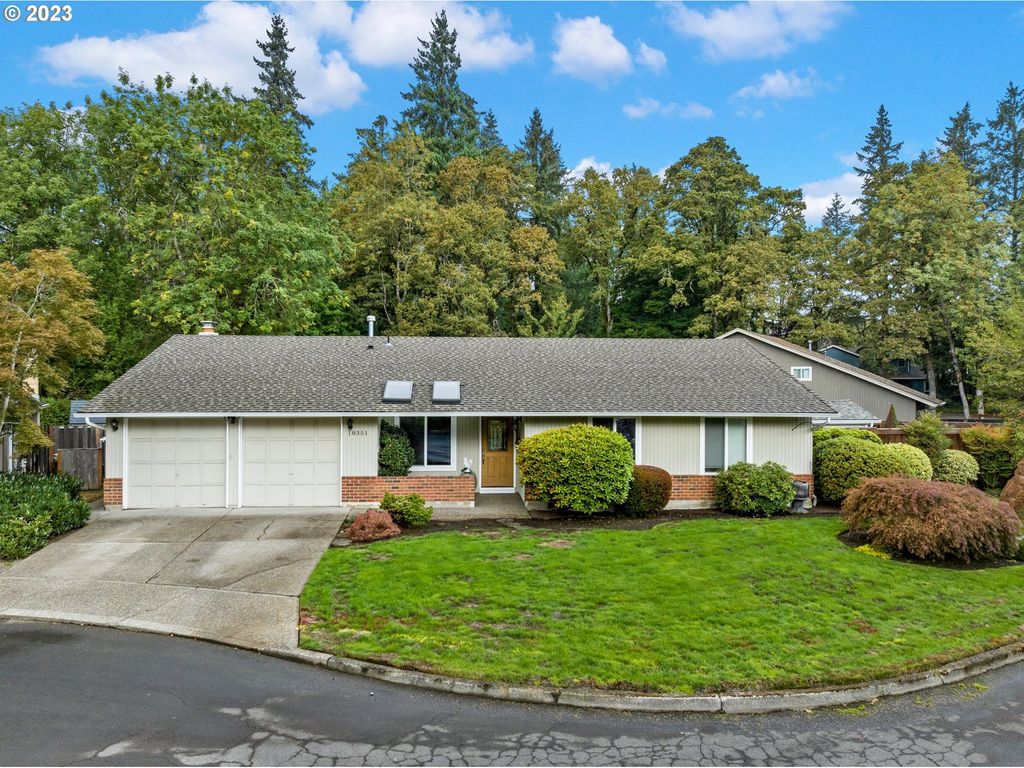 18351 Wood Thrush Way, Lake Oswego, OR 97035 - See Est. Value, Schools ...