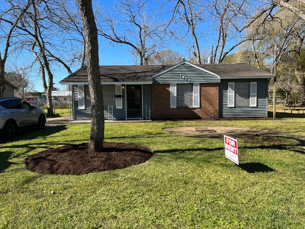 1812 Marilyn St, Rosenberg, TX 77471 - See Est. Value, Schools & More