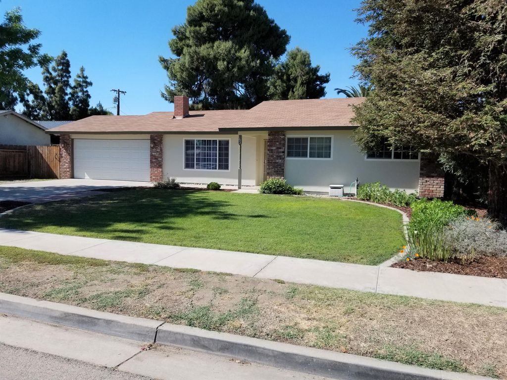 1792 E Alpine Avenue, Tulare, CA 93274 | Trulia