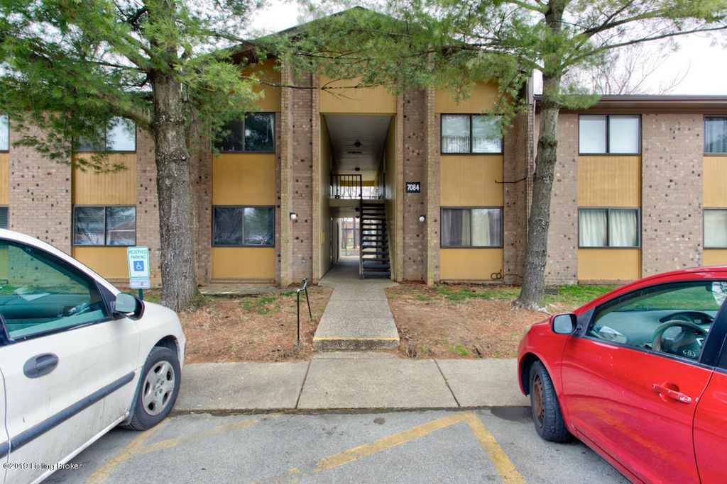 7084 Wildwood Cir, Louisville, KY 40291 - See Est. Value, Schools & More