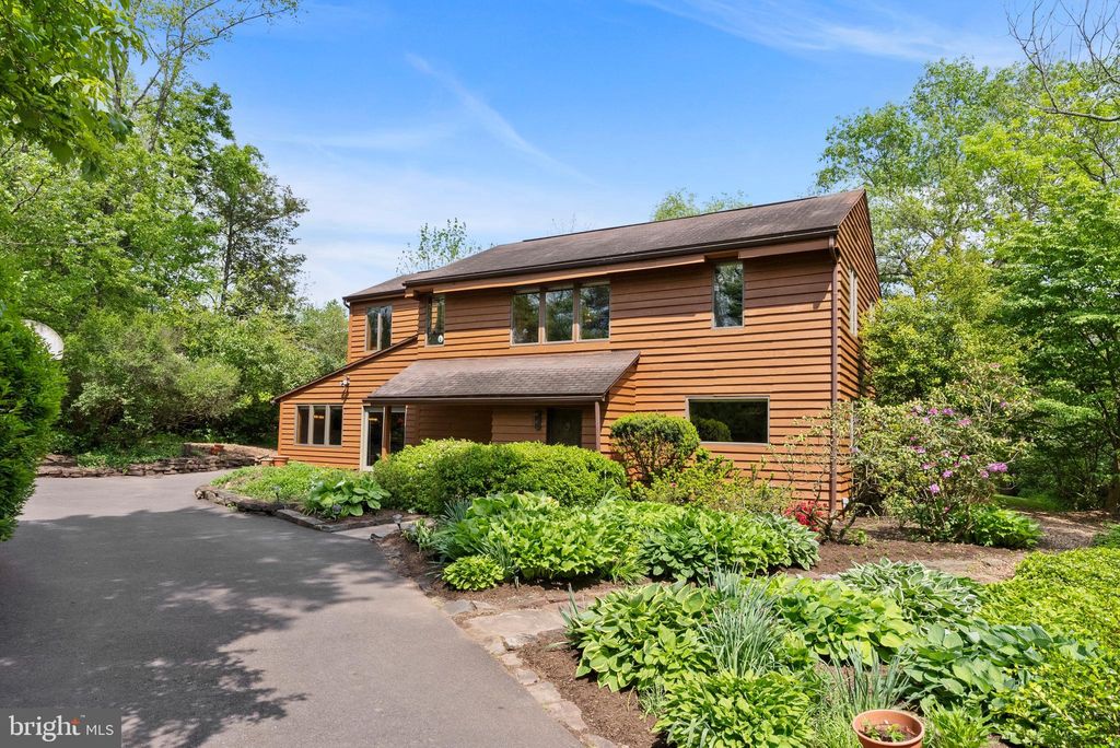 407 Tyson Rd, Schwenksville, PA 19473 - See Est. Value, Schools & More