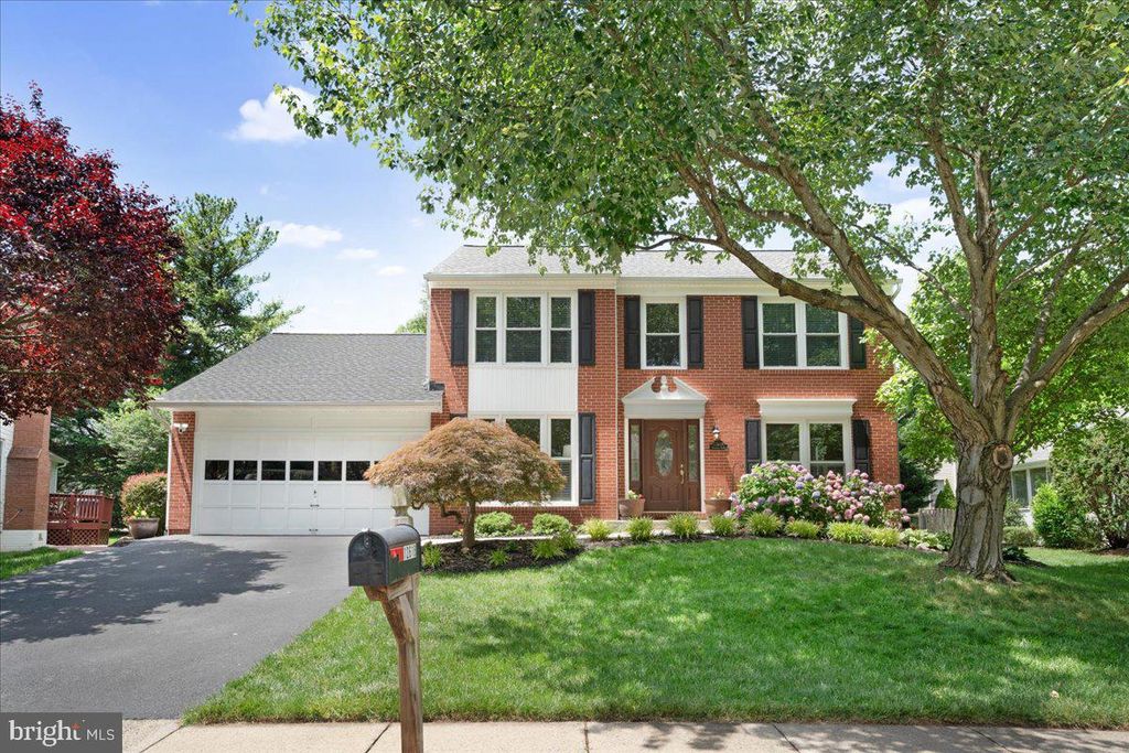 12618 Terrymill Dr, Herndon, VA 20170 - See Est. Value, Schools & More