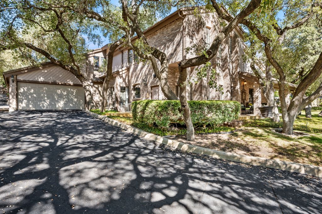 11807 Sunburst St #101, San Antonio, TX 78230 - See Est. Value, Schools ...