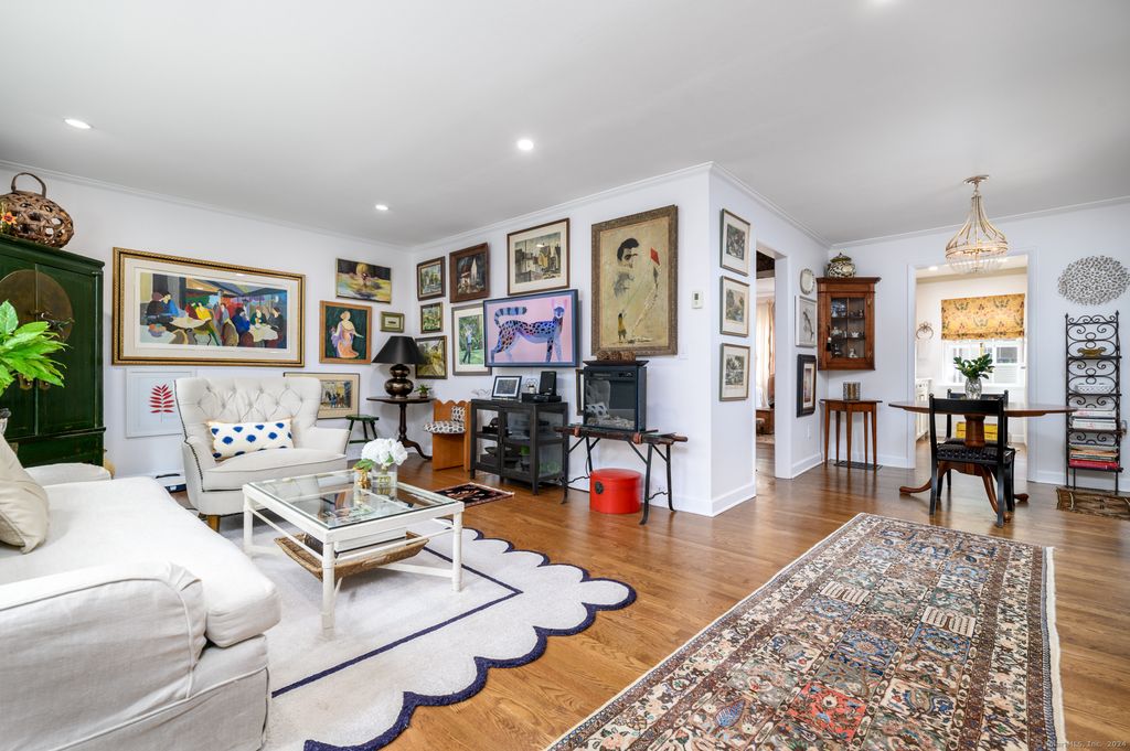 21 Village Walk #21, Wilton, CT 06897 - See Est. Value, Schools & More