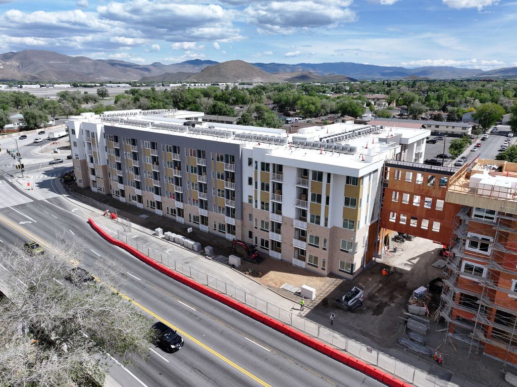 1130 E Moana Ln #124, Reno, NV 89502 - See Est. Value, Schools & More