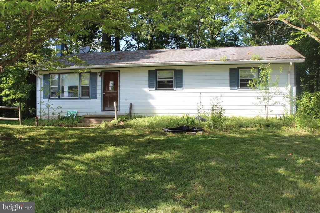 242 Dogwood Dr, Magnolia, DE 19962 - See Est. Value, Schools & More