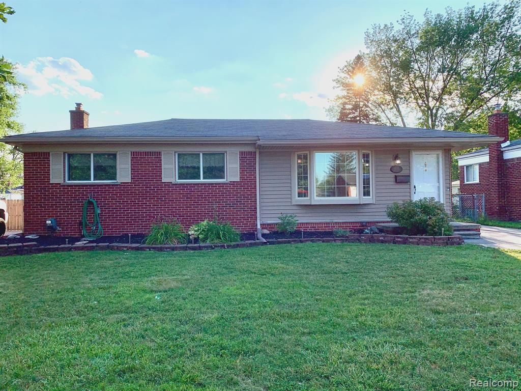 29301 Moulin Ave, Warren, MI 48088 | Trulia