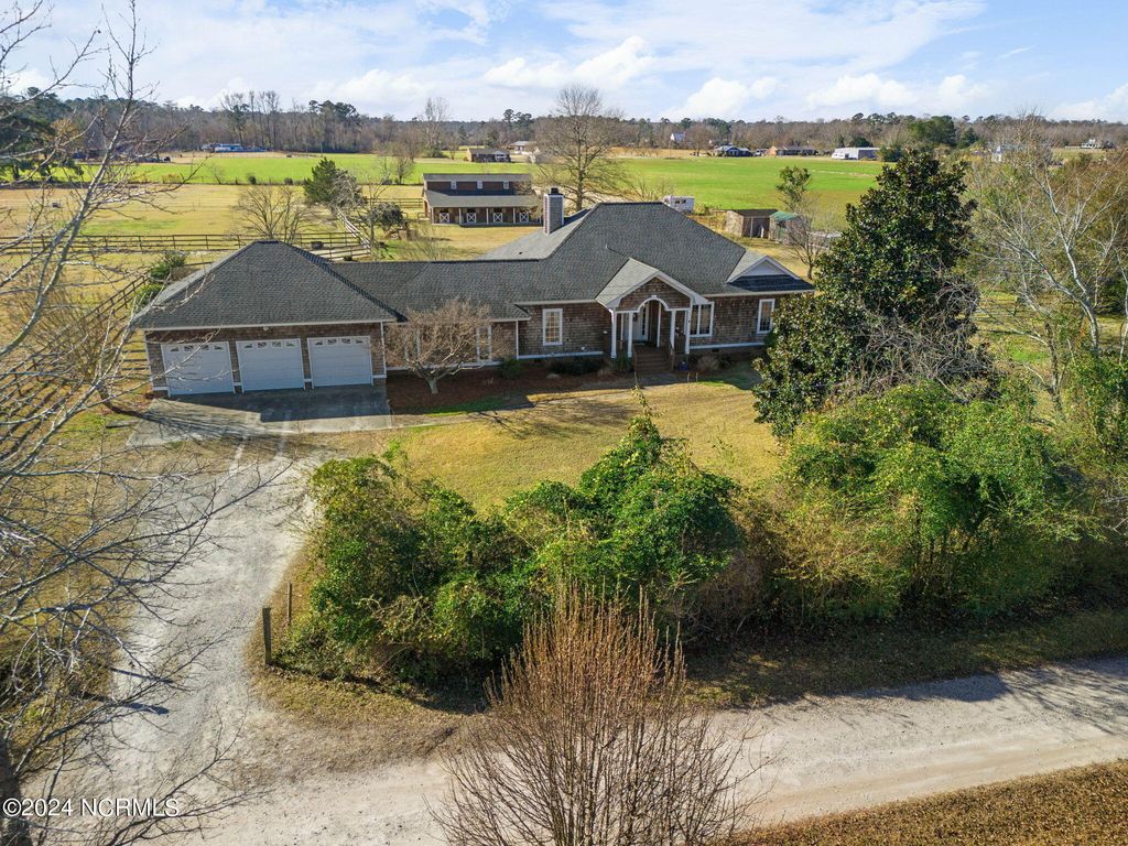 3540 Hanover Avenue, Castle Hayne, NC 28429 - See Est. Value, Schools & More