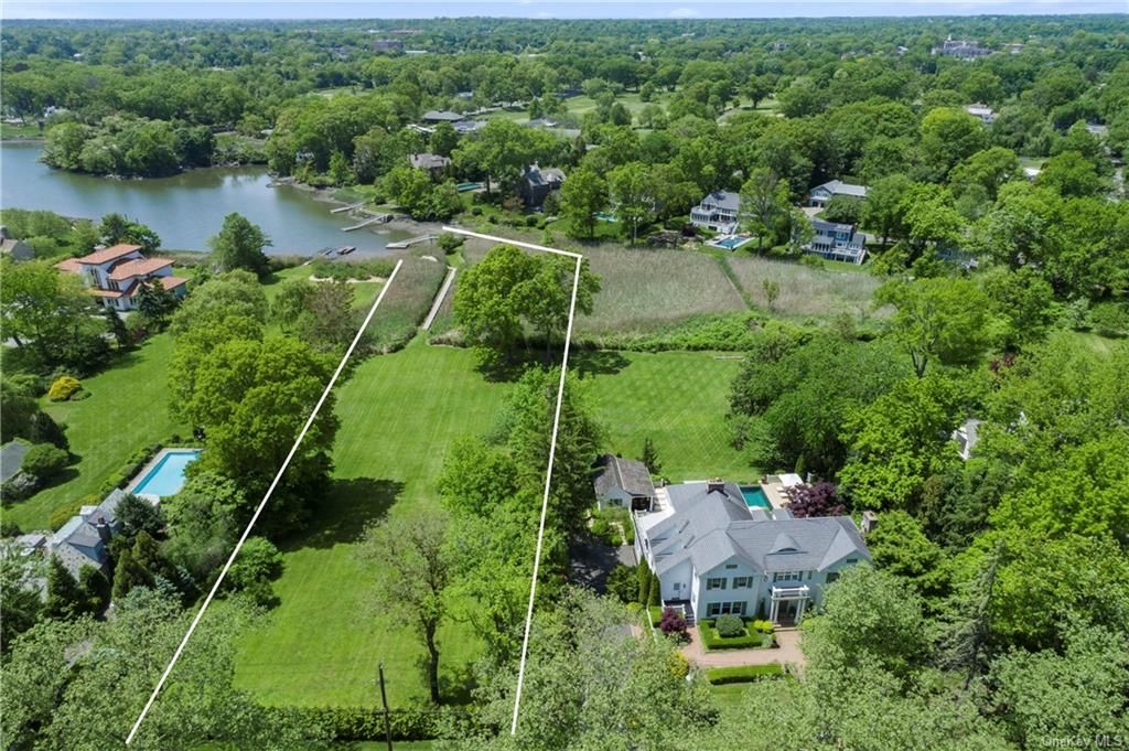 1011 Greacen Point Road, Mamaroneck, NY 10543 - See Est. Value, Schools ...