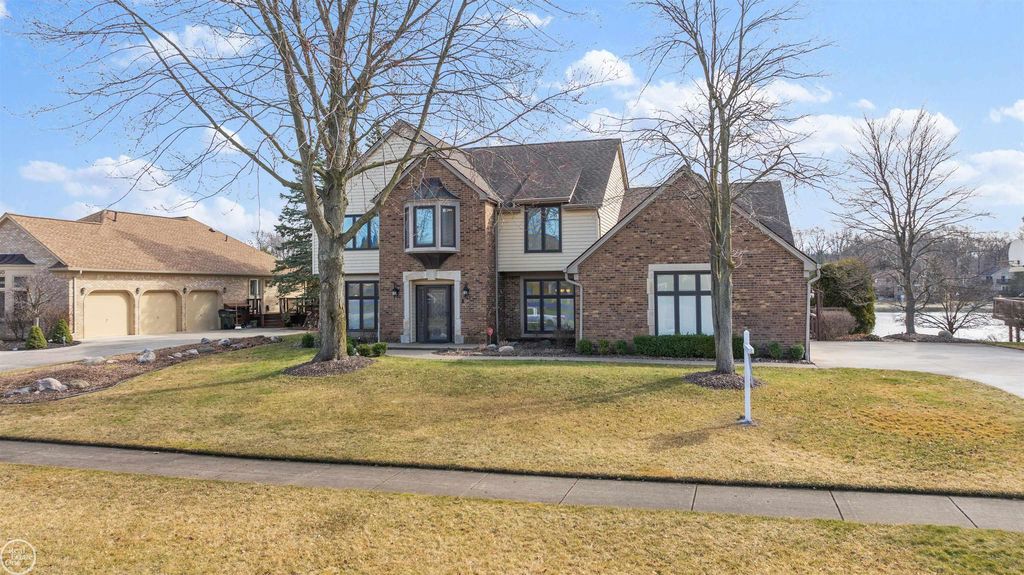 54334 Sherwood Ln, Shelby Township, MI 48315 - See Est. Value, Schools ...