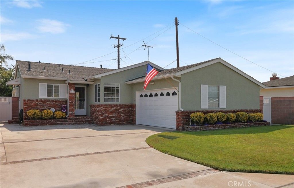 17600 Maidstone Ave, Artesia, CA 90701 - See Est. Value, Schools & More