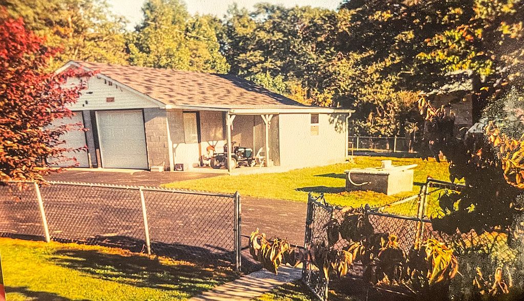 5461 Backus Mtn, Meadow Bridge, WV 25976 - See Est. Value, Schools & More