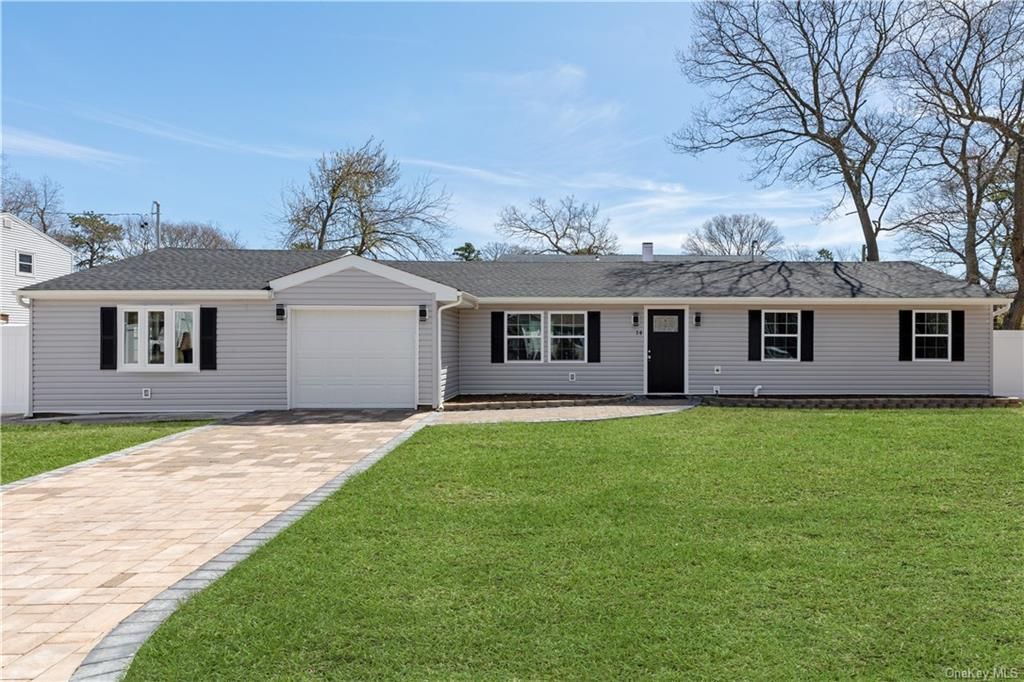 14 Putnam Avenue, Patchogue, NY 11772 | Trulia