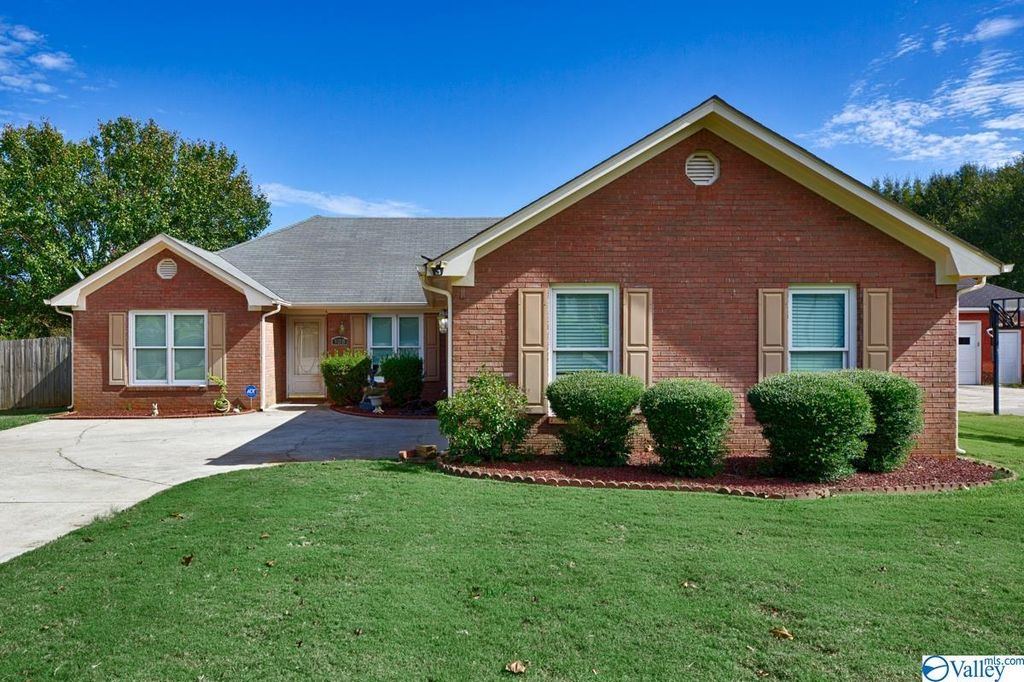 105 Crown Oak Ln, Huntsville, AL 35806 | Trulia